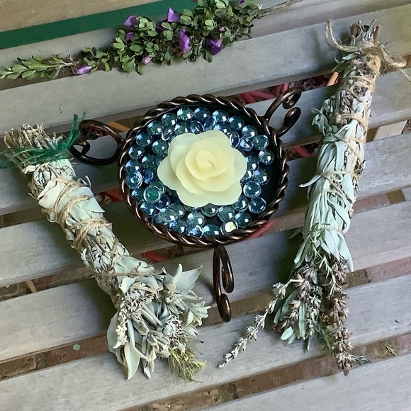 Hand Crafted | Accents | White Sage Meditation Gift Set Home Decor Hand ...
